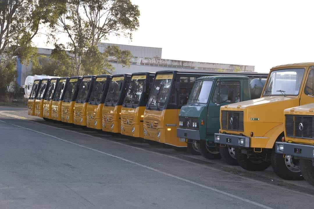 تسليم 384 مركبة من علامتي "SNVI" و"مرسيديس بنز" إلى مؤسسات وإدارات ...